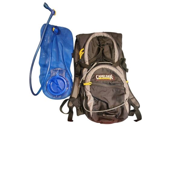 Camelbak | Bags | Camelback Mule 0 0z Hydration Backpack With Bladder ...